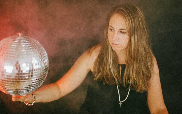 Hire DJ Jade for your event | Pro DJ Bucks | Entertainment Nation