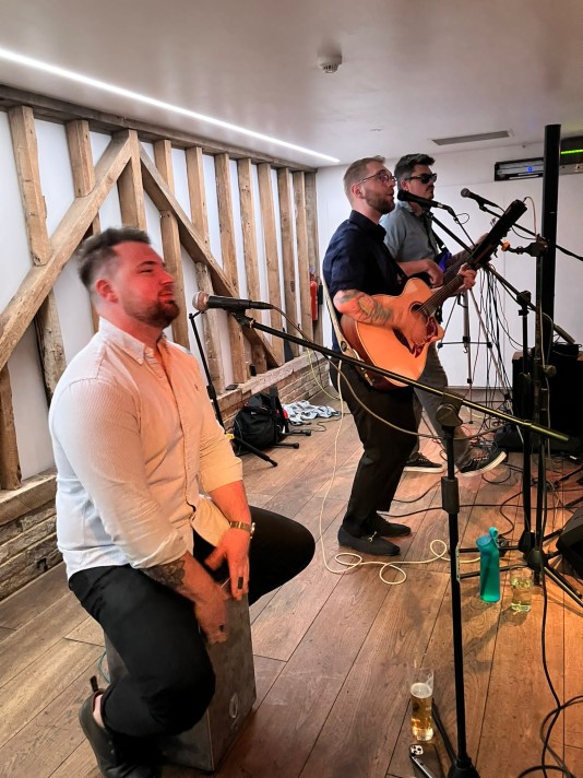 The Street Notes | Acoustic Feel-Good Pop Trio | Entertainment Nation