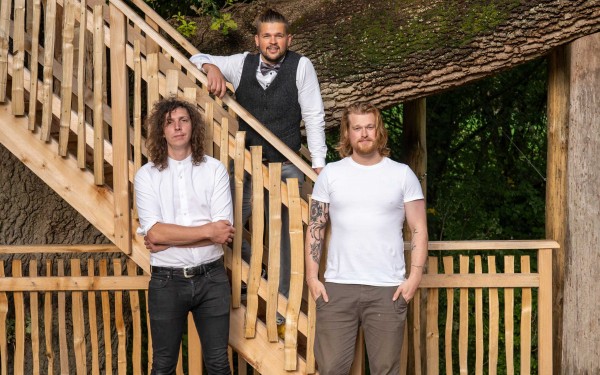 Hire The Footmen | Upbeat Acoustic Style Pop & Folk Trio ...