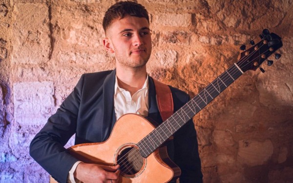 Ritchie Lewis | Pop & Contemporary Instrumental Guitarist ...