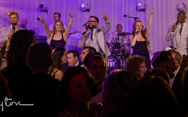 Phoenix Showband | Epic 10-13 Piece Show Band | Entertainment Nation