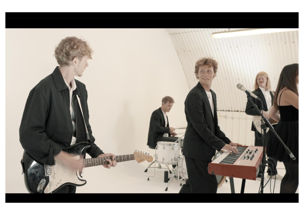 Original Design | Stylish 4-5 Piece Pop, RnB & Funk Band ...