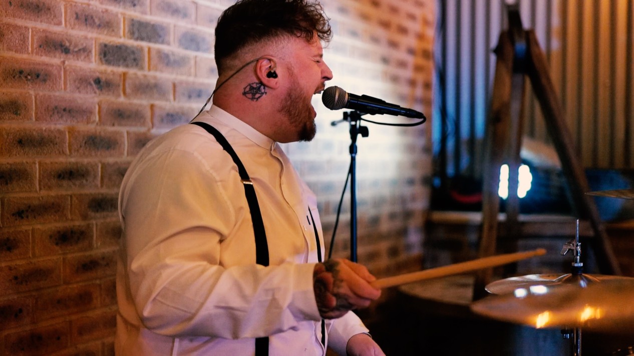 Ember Nights | Unmissable 5-Piece Pop & Rock Band | Entertainment Nation