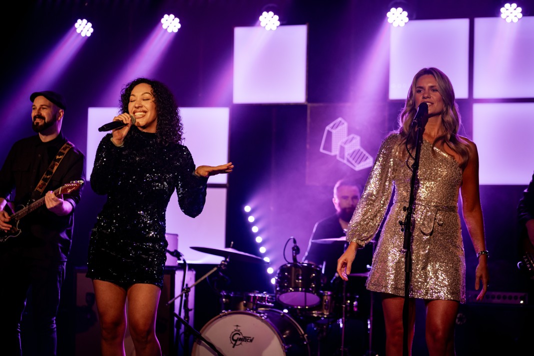 Bellerose | Crowd-Pleasing 4-Piece Pop & Rock Band | Entertainment Nation