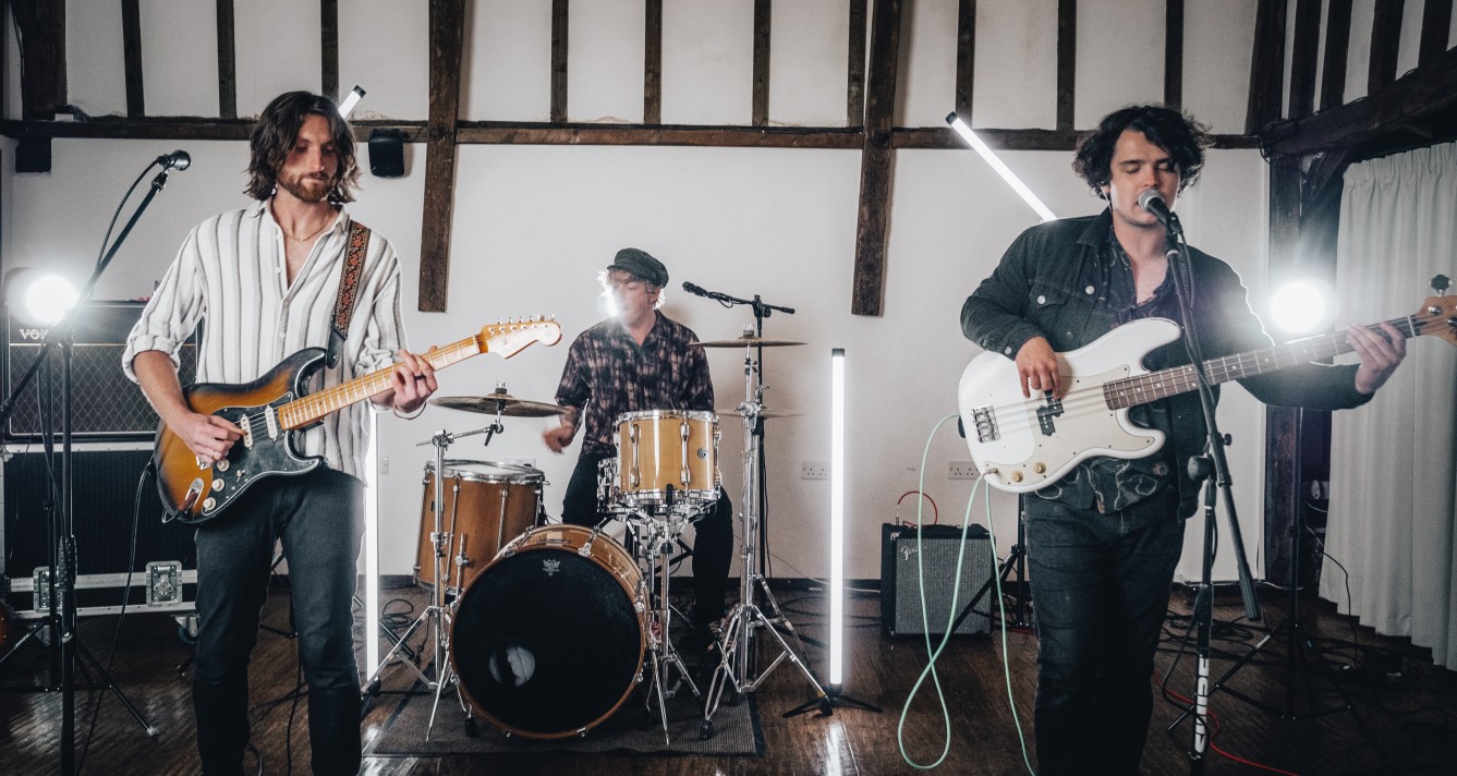 RIOT | Outstanding Indie & Rock 3-Piece Band | Entertainment Nation