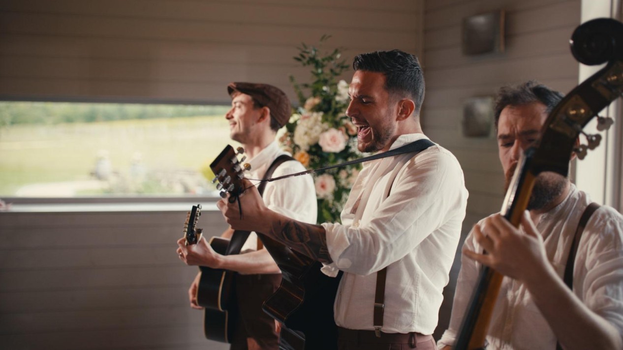 Copella Drifters | Crowd-Pleasing 3-Piece Roaming Band | Entertainment ...