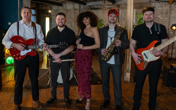 Rooftop Groove | Sensational 5-Piece Pop, Rock & Soul Band ...